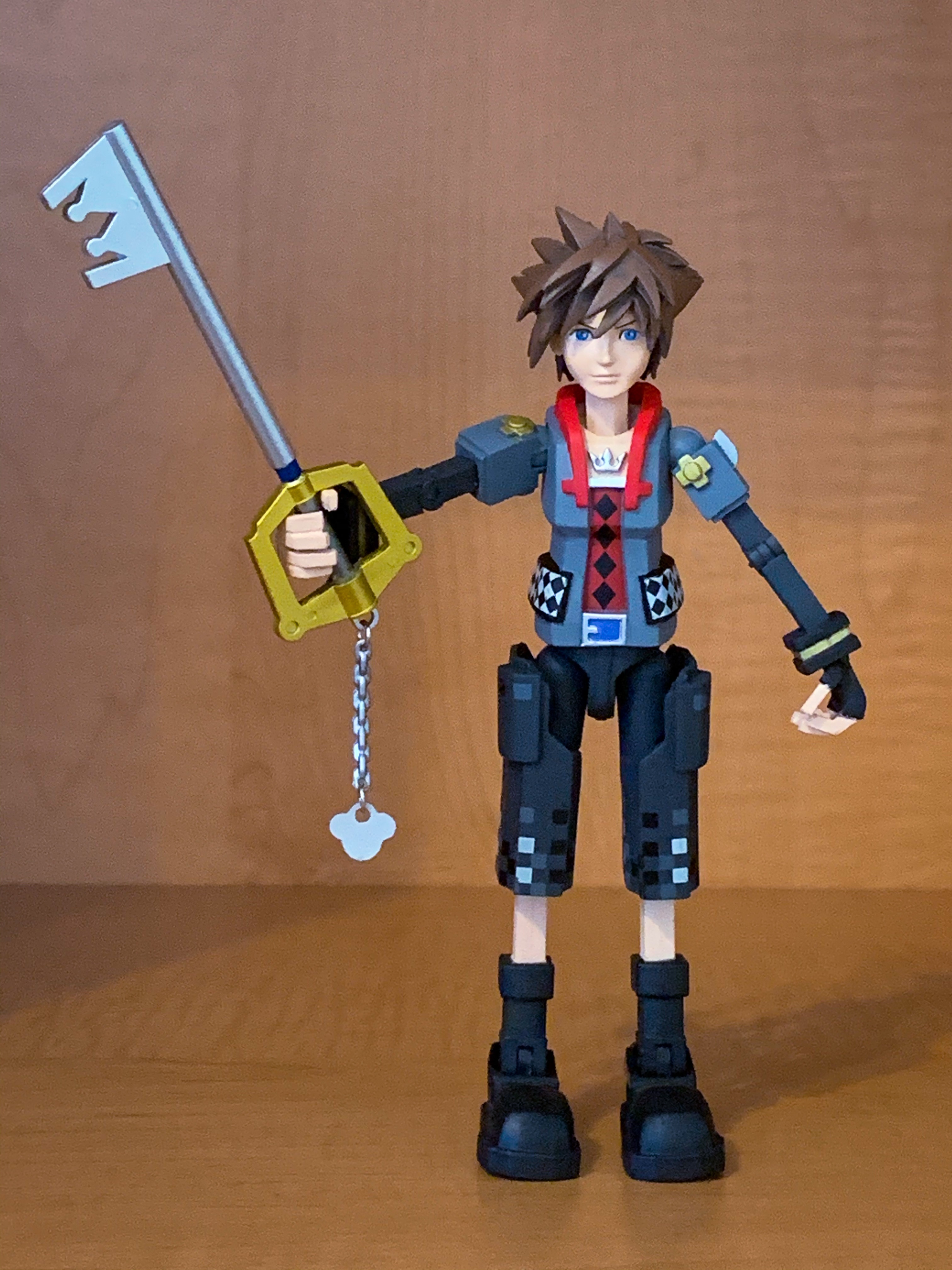 Diamond Select Toys Kingdom Hearts Toy Story Sora Action Figure Review ...