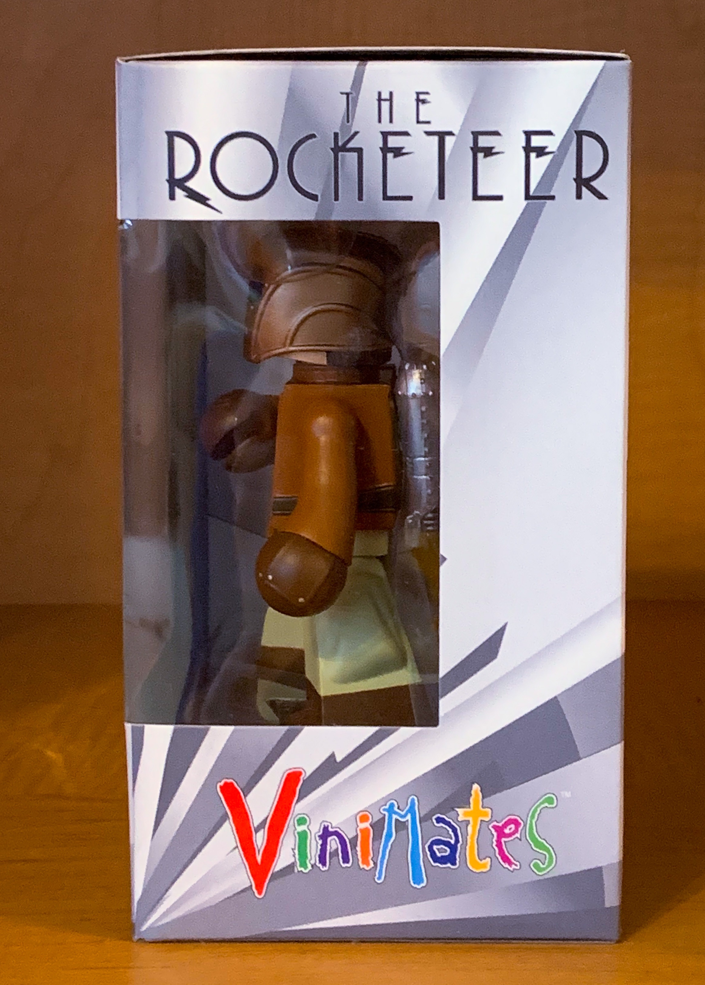 Diamond Select Toys Rocketeer Vinimates Figure Review – DuckTalks
