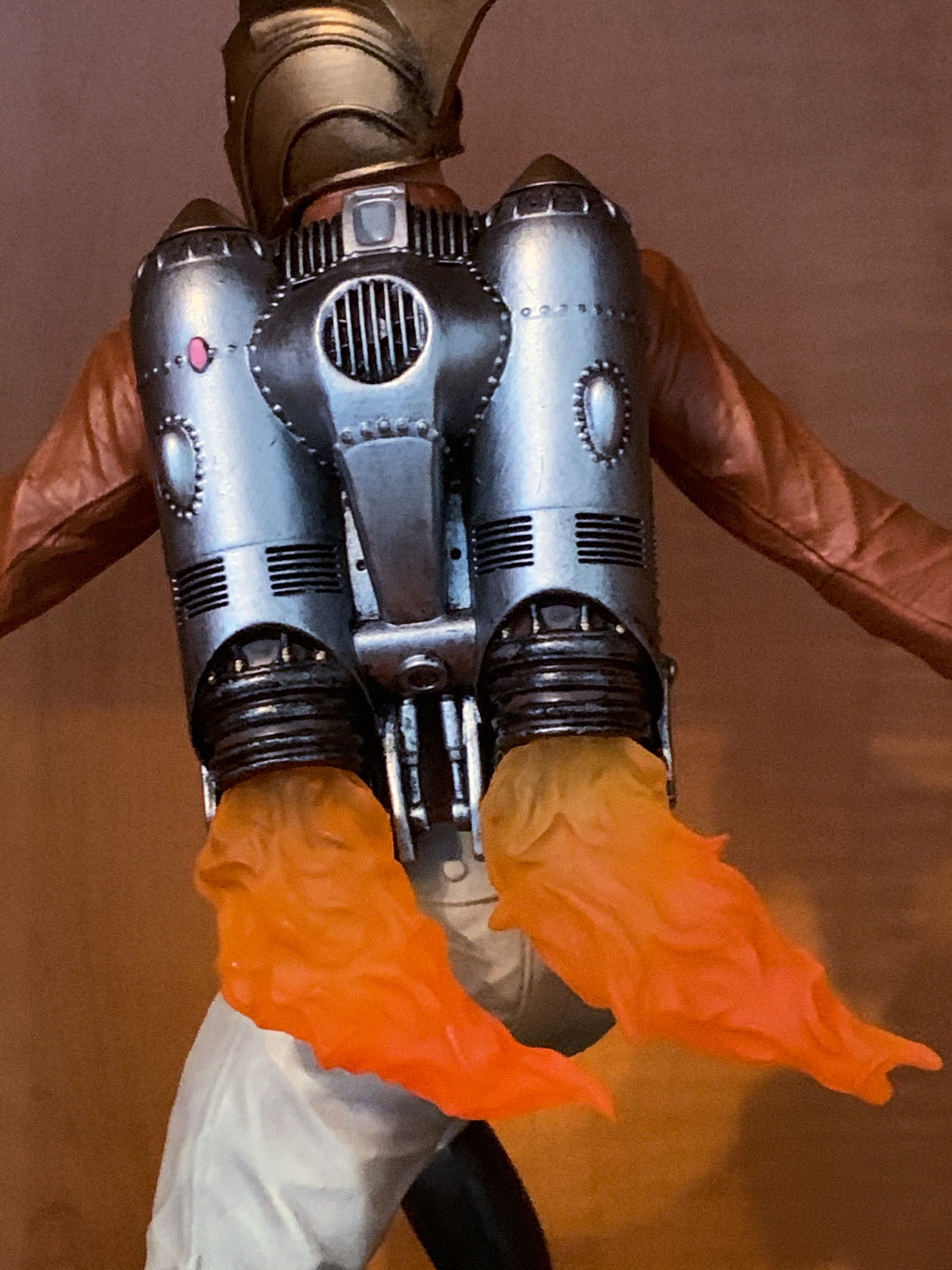 Diamond Select Toys Rocketeer Premier Collection Resin Statue Review ...