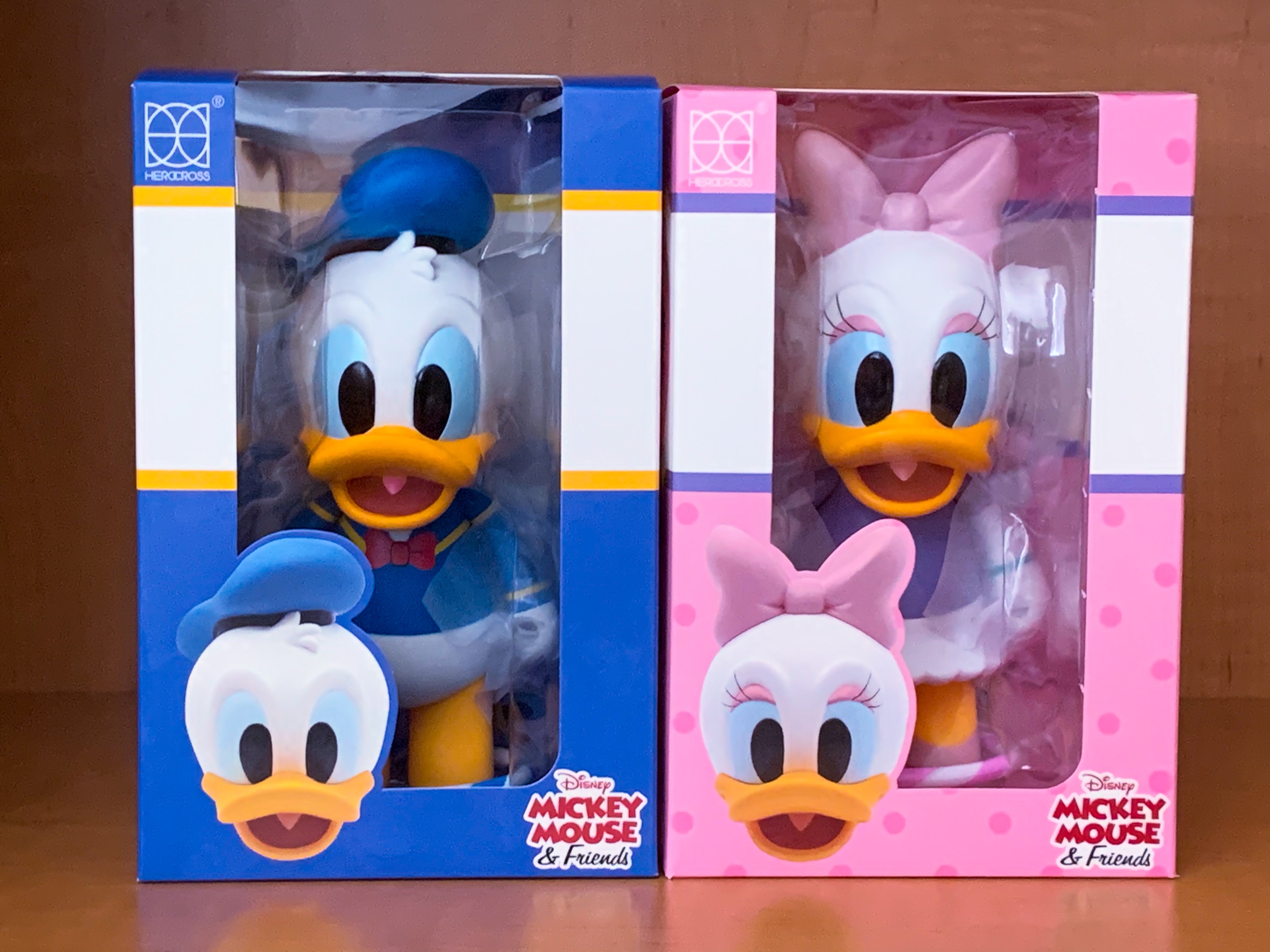 Herocross Donald and Daisy Hoopy Figures Review – DuckTalks