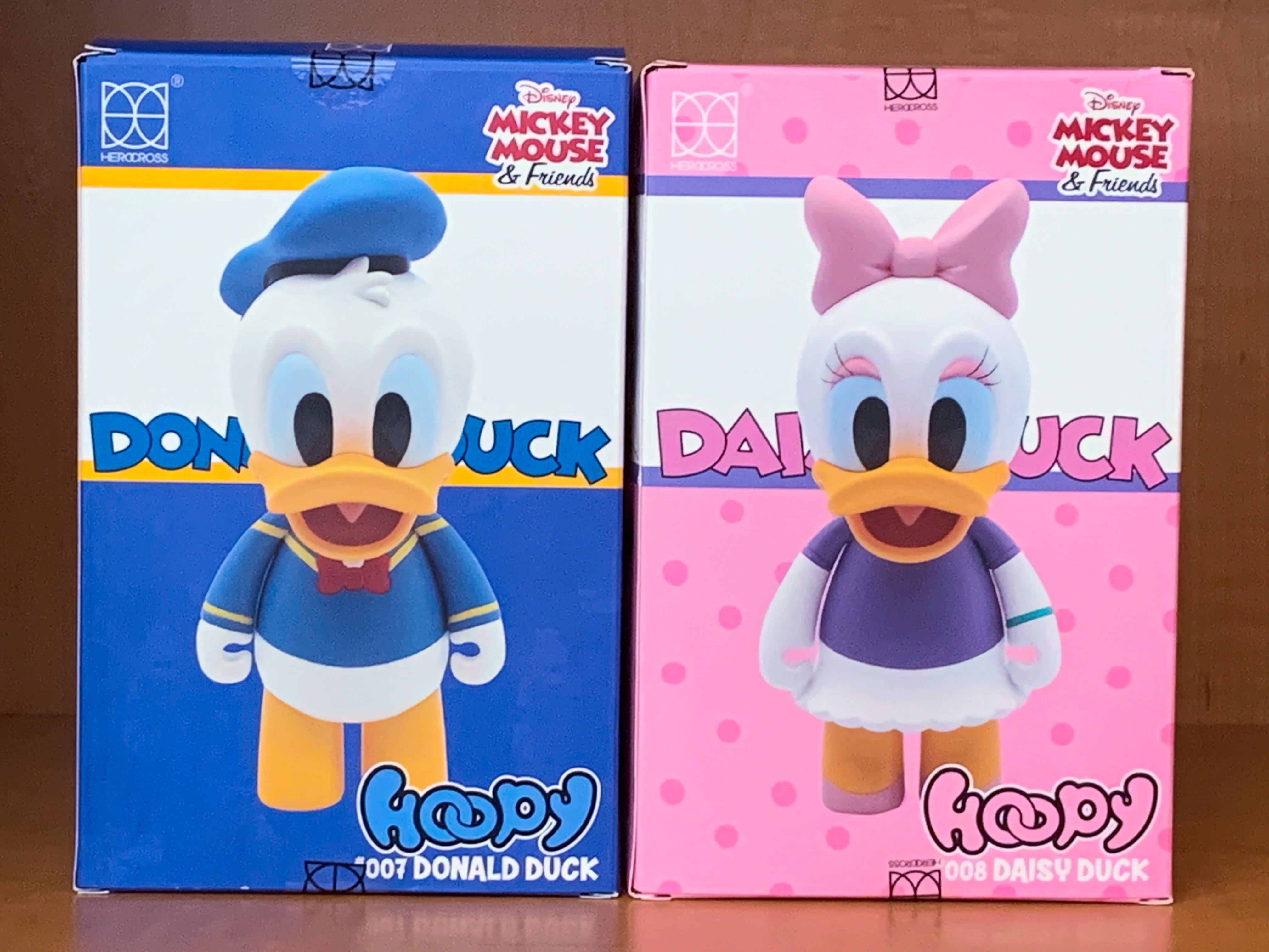 Herocross Donald and Daisy Hoopy Figures Review – DuckTalks