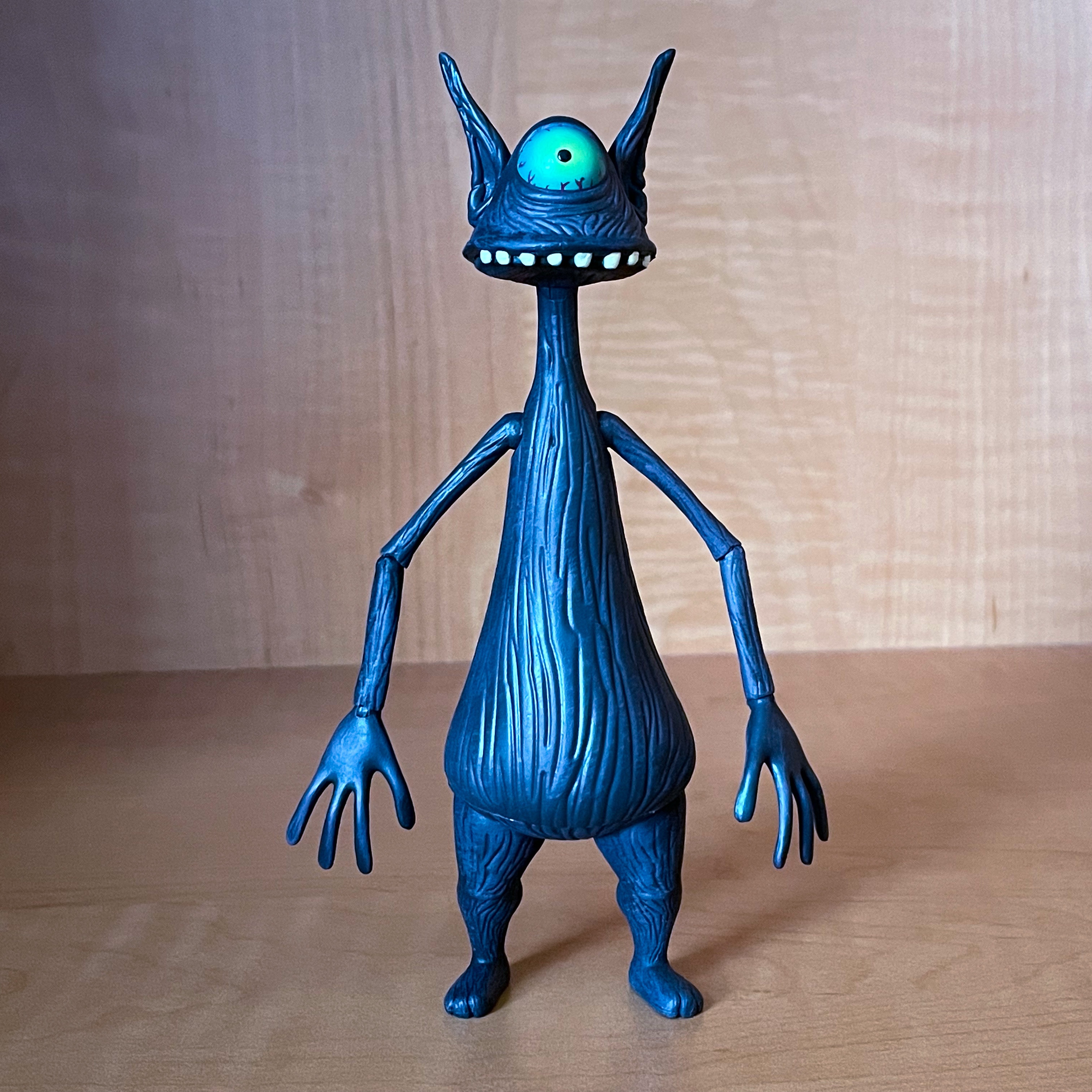 Diamond Select Toys Nightmare Before Christmas Creature Under the ...