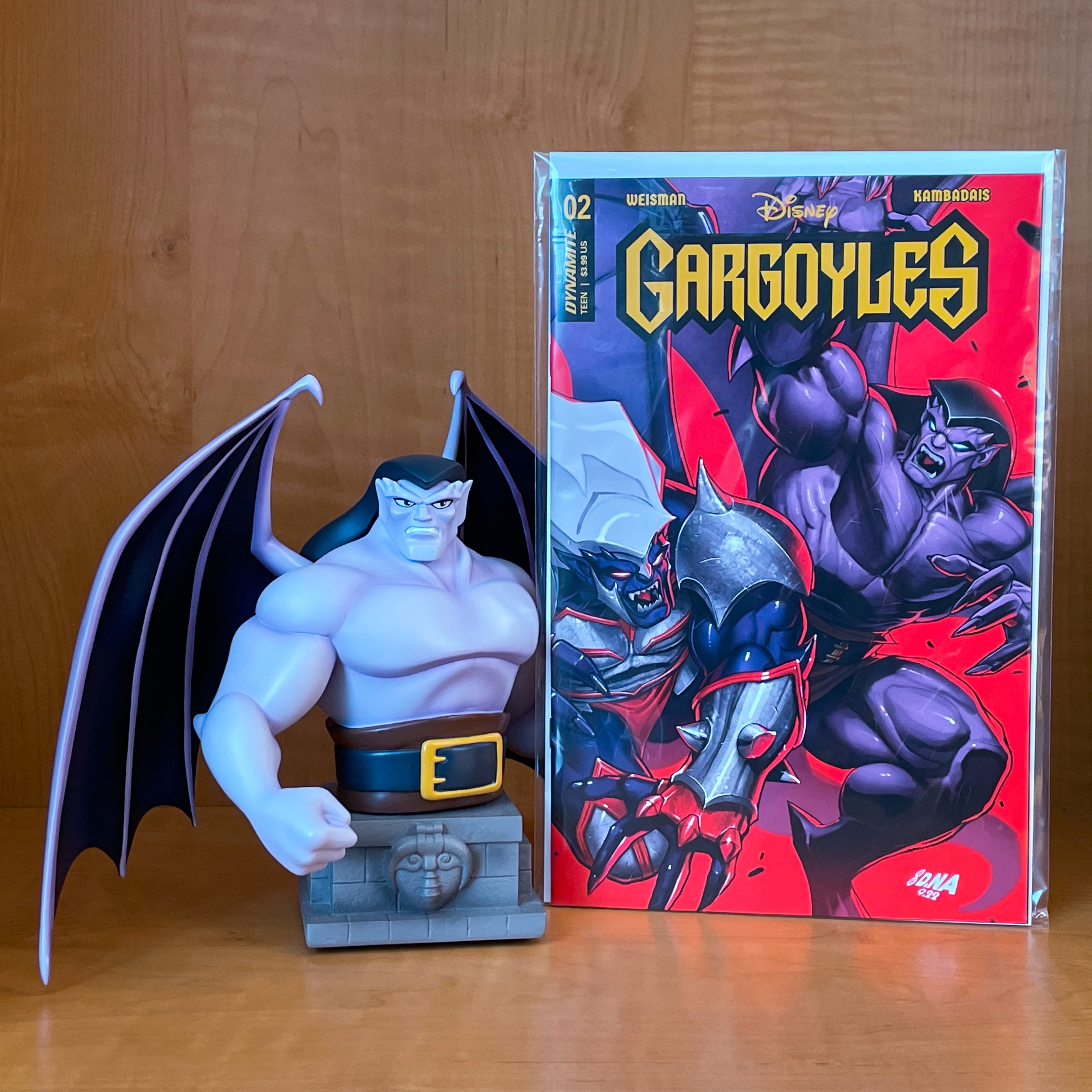 Diamond Select Toys Gargoyles Goliath Mini-Bust Review – DuckTalks