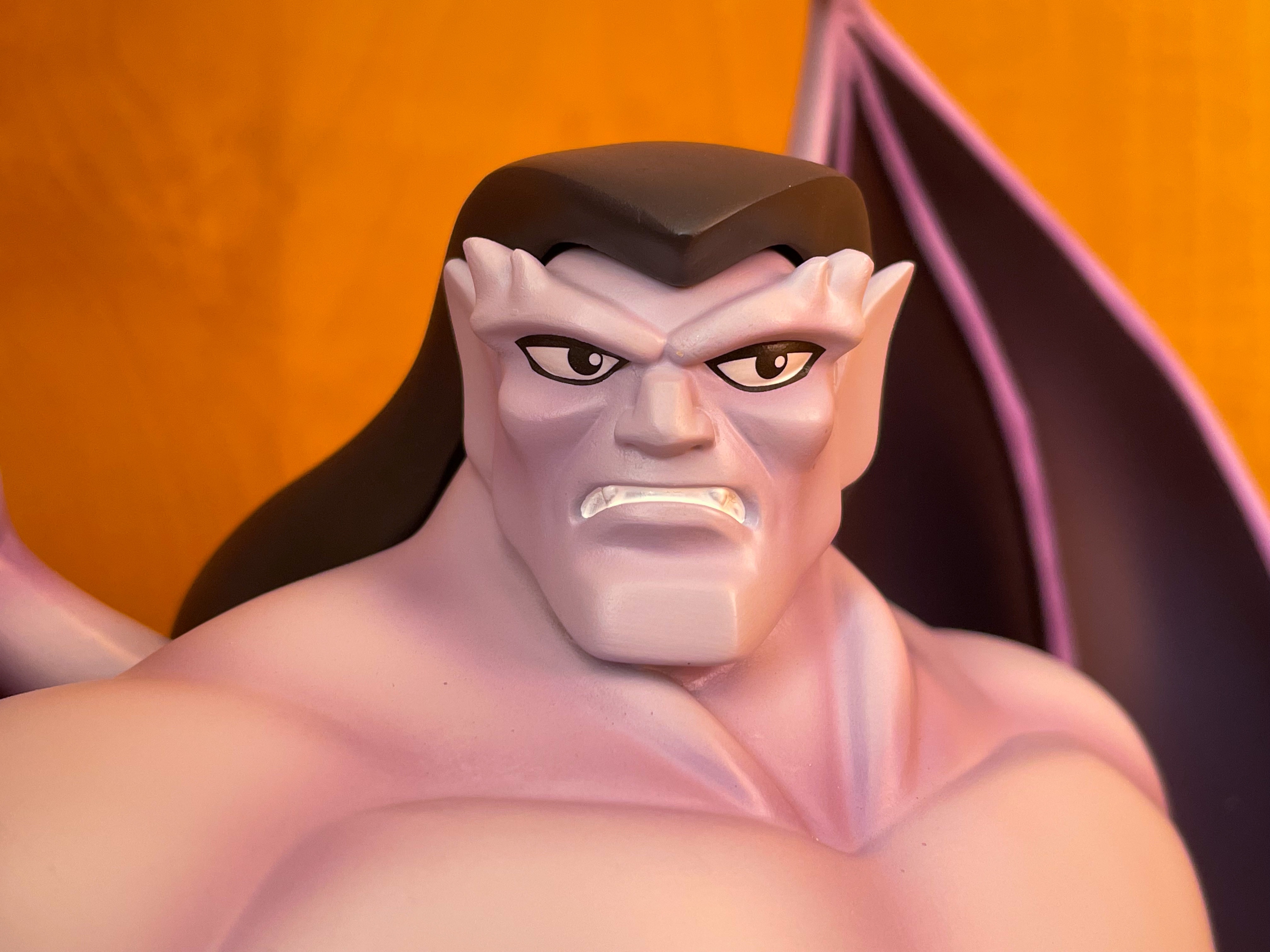 Diamond Select Toys Gargoyles Goliath Mini-Bust Review – DuckTalks