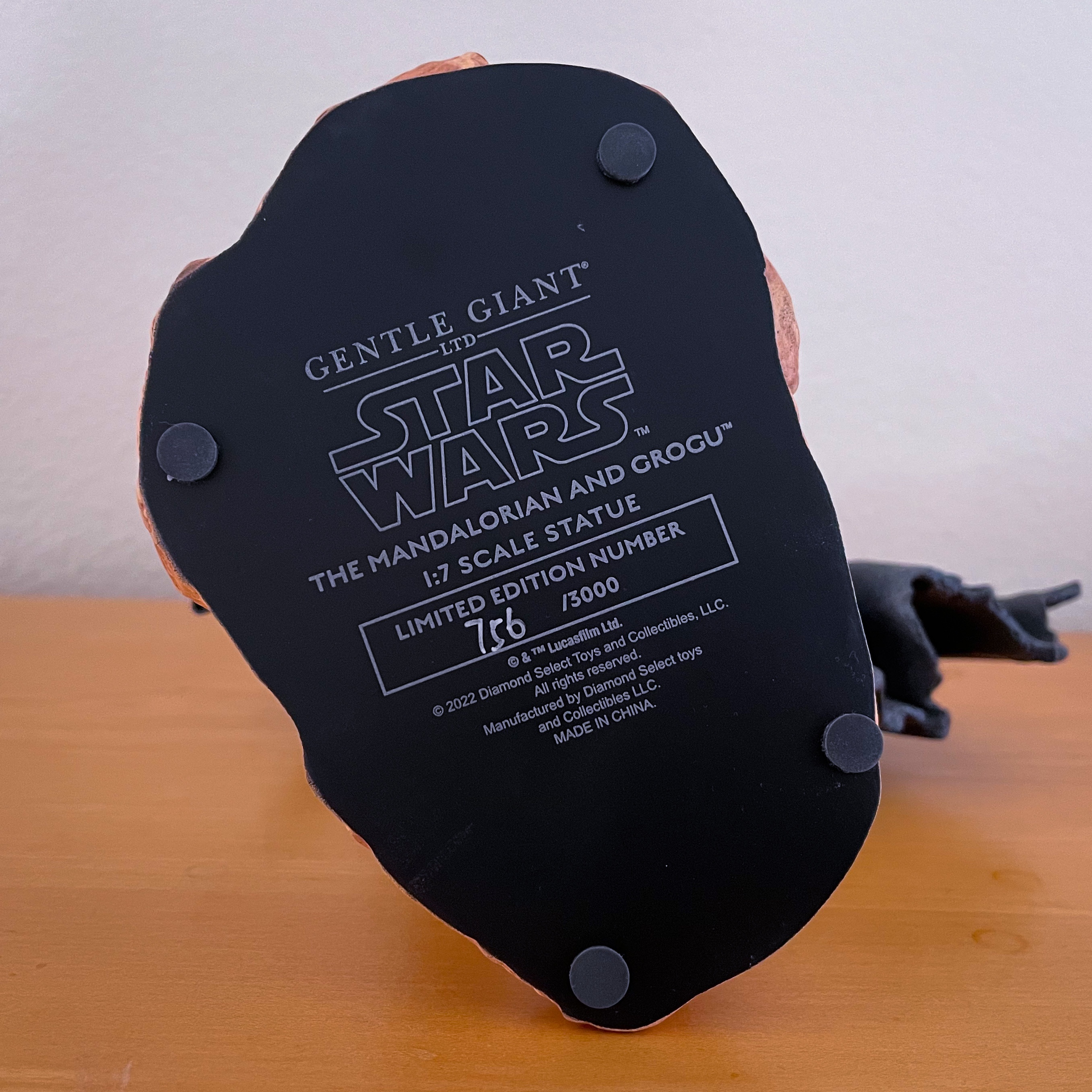 Gentle Giant LTD Star Wars Mandalorian and Grogu Premier Collection ...