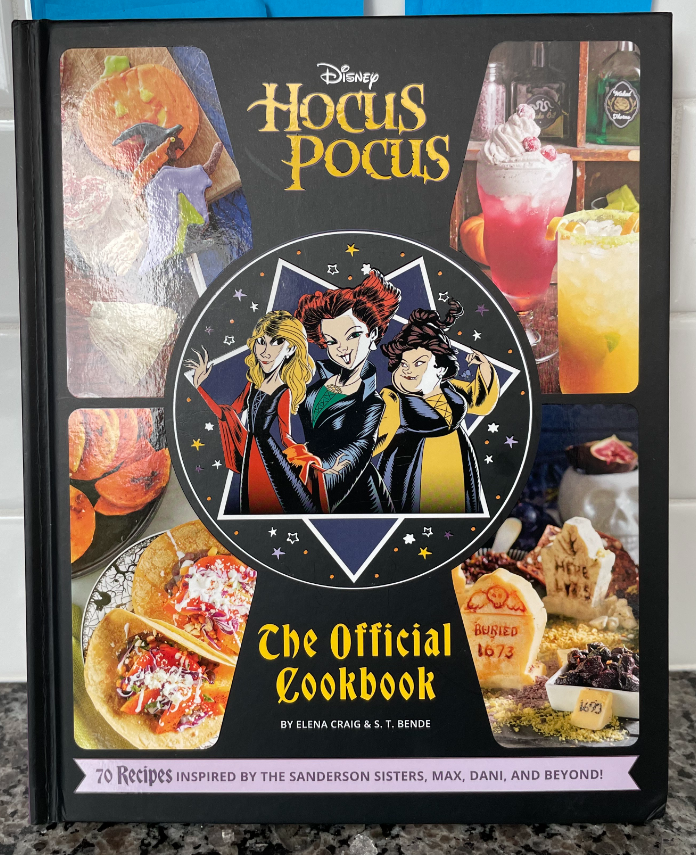 Hocus Pocus: The Official Cookbook Review – DuckTalks