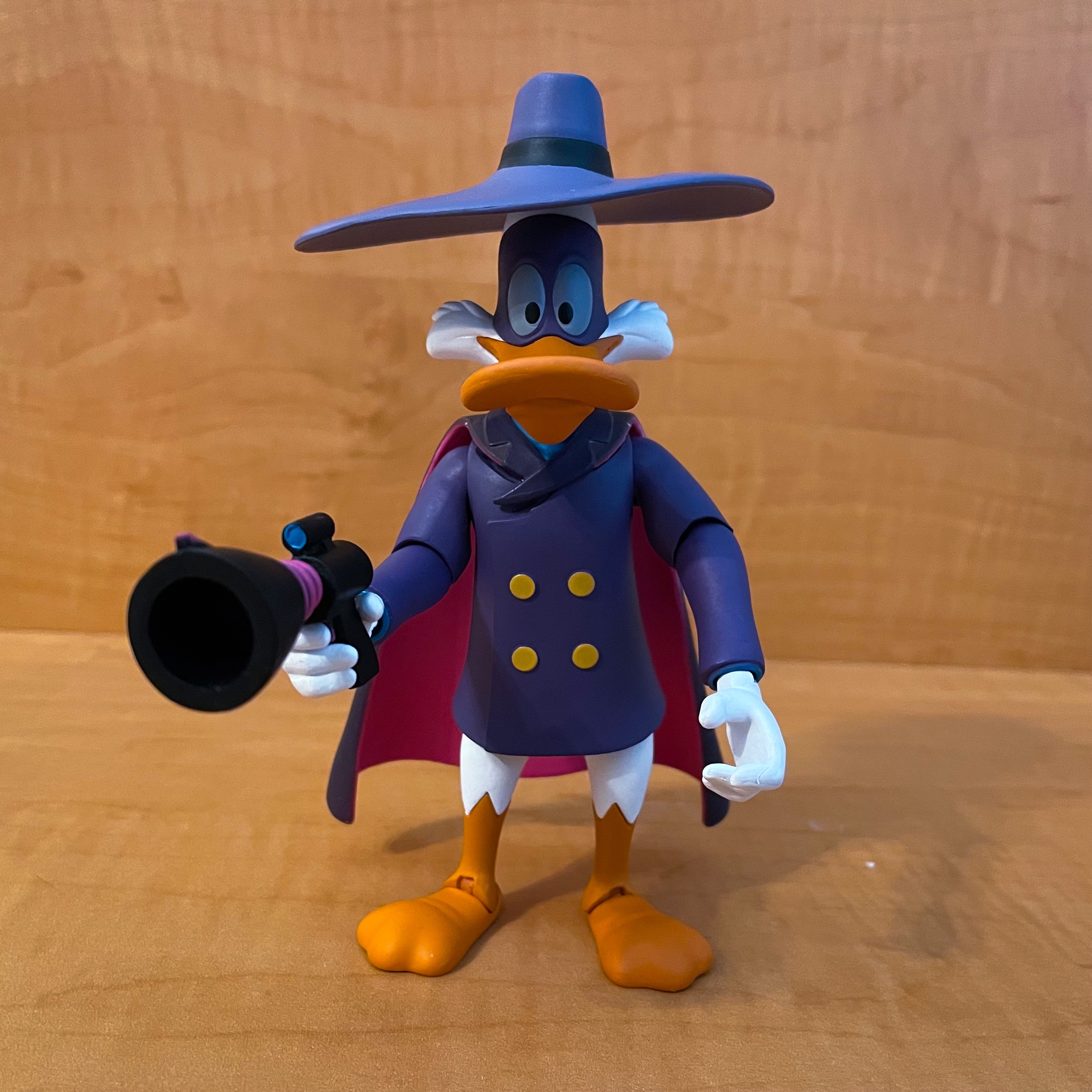 Diamond Select Toys Darkwing Duck and Negaduck Deluxe Figure Set Review ...