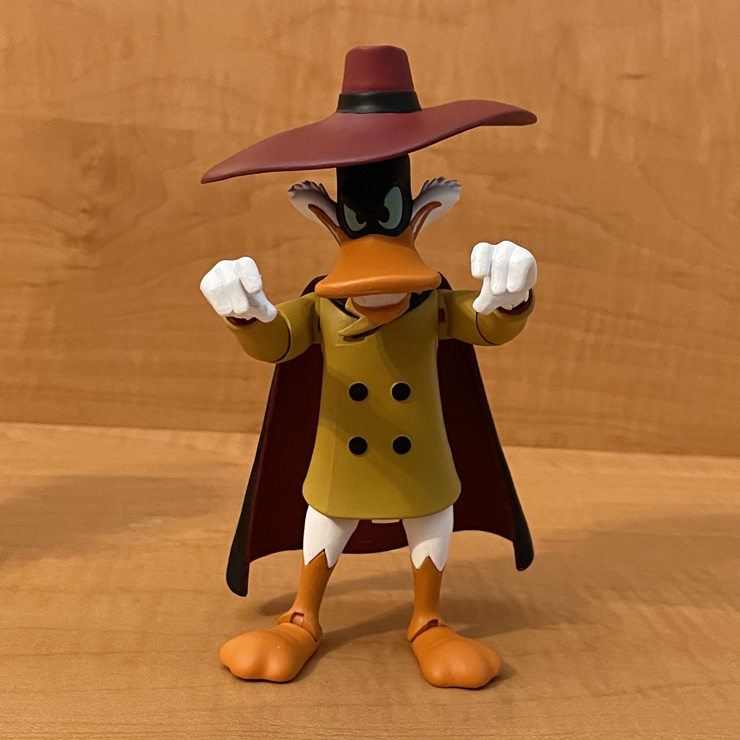 Diamond Select Toys Darkwing Duck and Negaduck Deluxe Figure Set Review ...